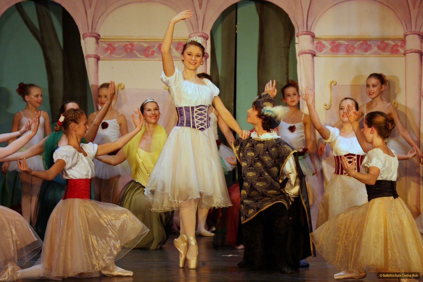 2013: Schneewittchen | Ballettschule Corina Bob